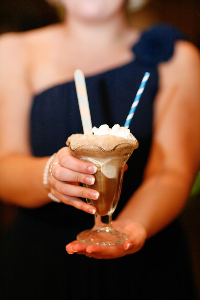 Root Beer Floats - Gil's Elegant Catering
